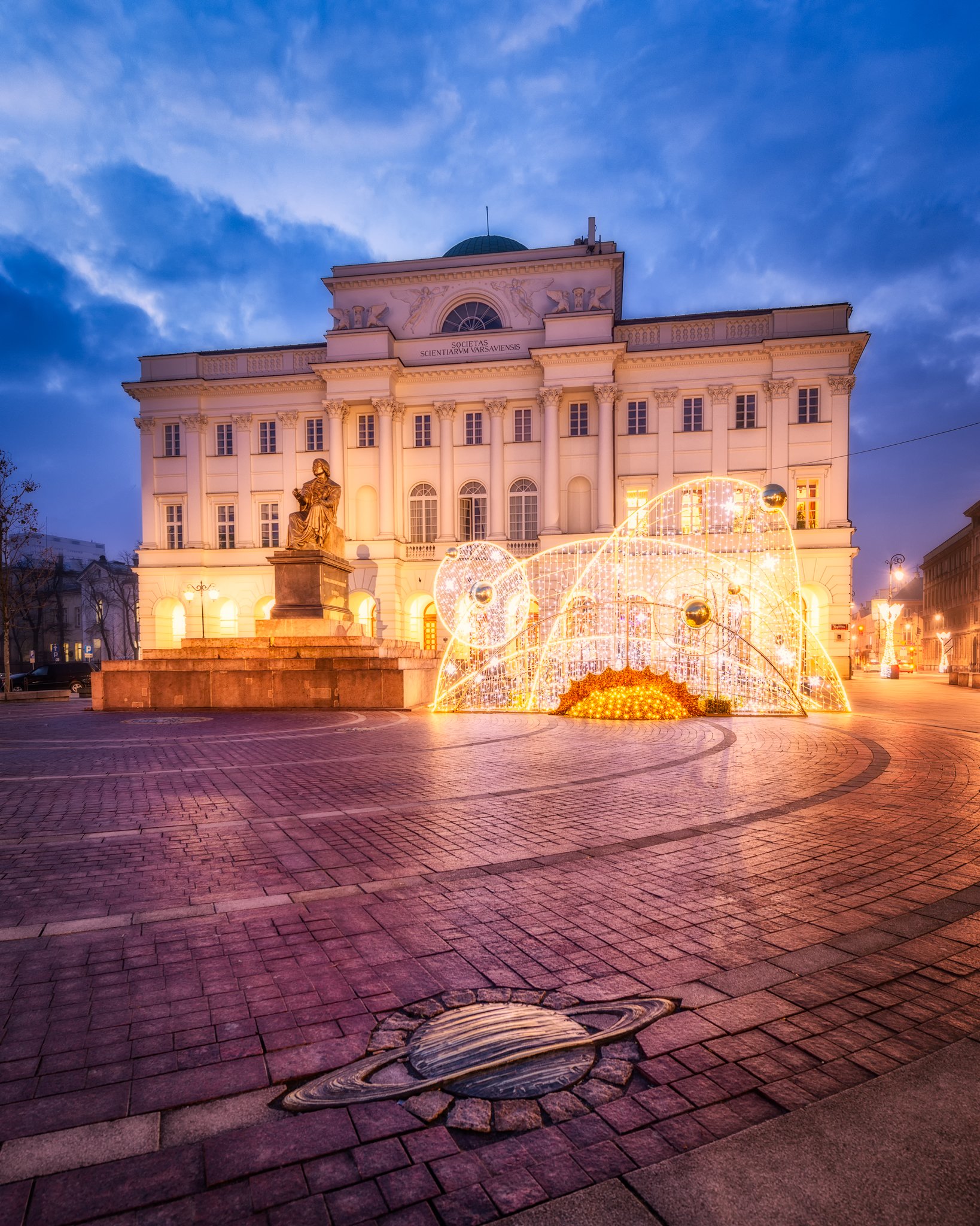 Monumento a Nicolás Copérnico en Varsovia | Polonia - Fine Art Photography by Nico Trinkhaus